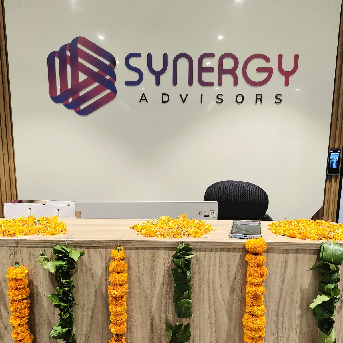 Real Estate Advisors, Broker, Consultant & Realtors Network